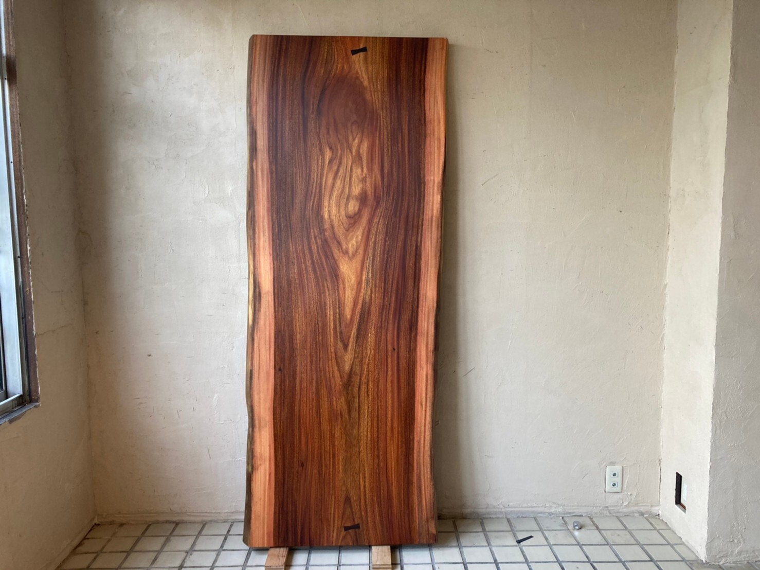 オカン一枚板仕上げ完成品W2010 D770 T65 | KOMA